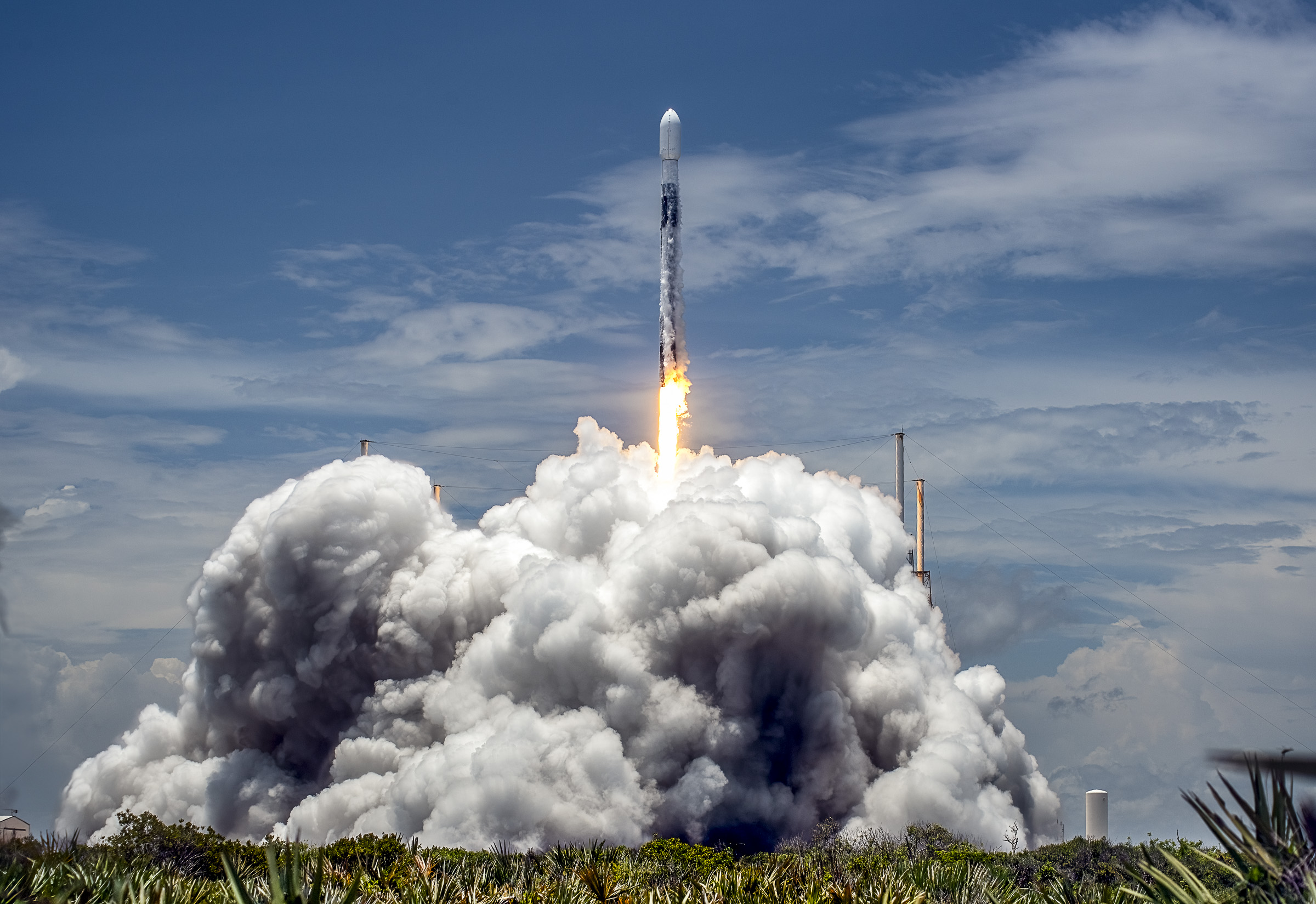 Between Storms, SpaceX Launches GPS III-7 Aboard Falcon 9 ...